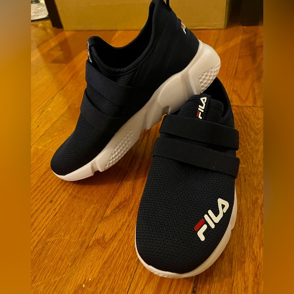 Fila | Shoes | Boys Fila Navy Blue Sneakers | Poshmark